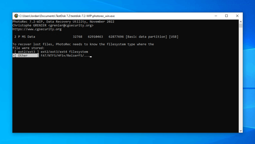 How to Recover Data From a Formatted USB Drive [Guide]